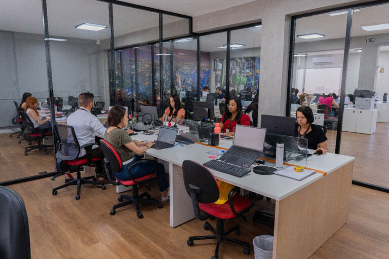 Estrutura / JWM - Soluções Logísticas